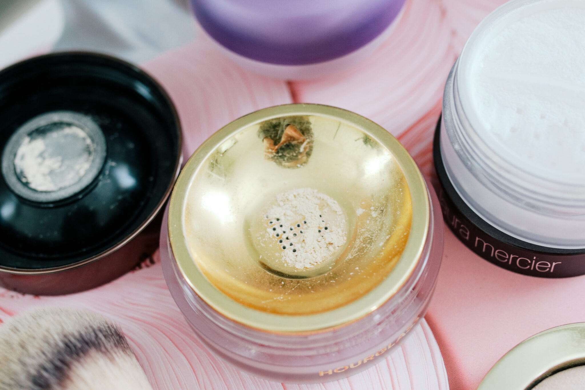 My Current Favorite Setting Powders - alittlebitetc